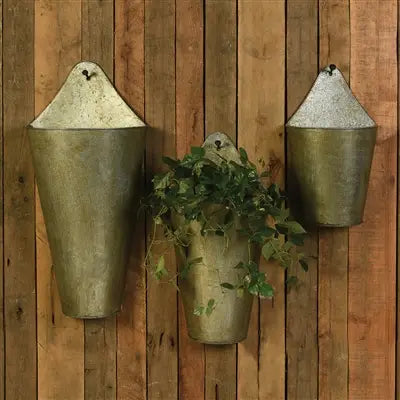 Avery Iron Wall Bucket – Viand Mercantile